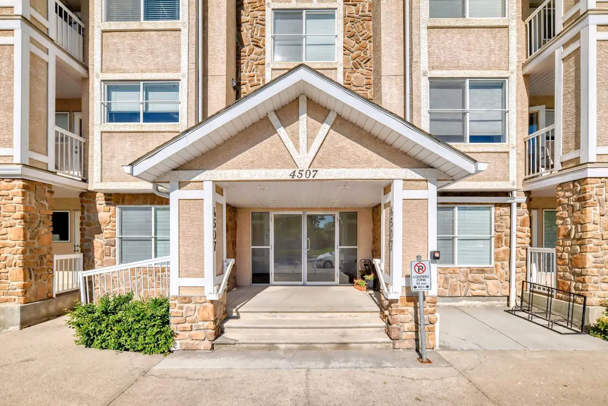 103 - 4507 45 Street SW, Calgary, Alberta Sold History | HouseSigma