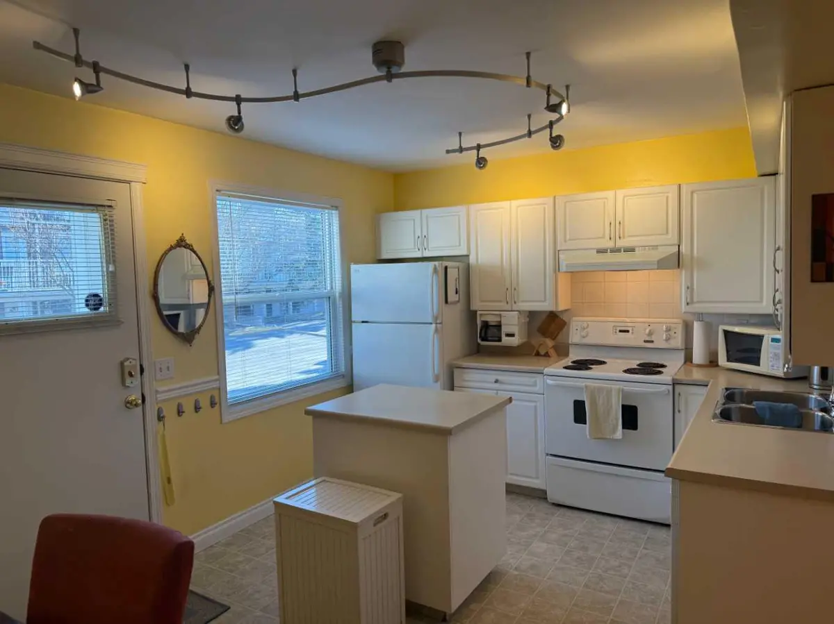522 Regal Park NE, Calgary, Alberta Sold History | HouseSigma