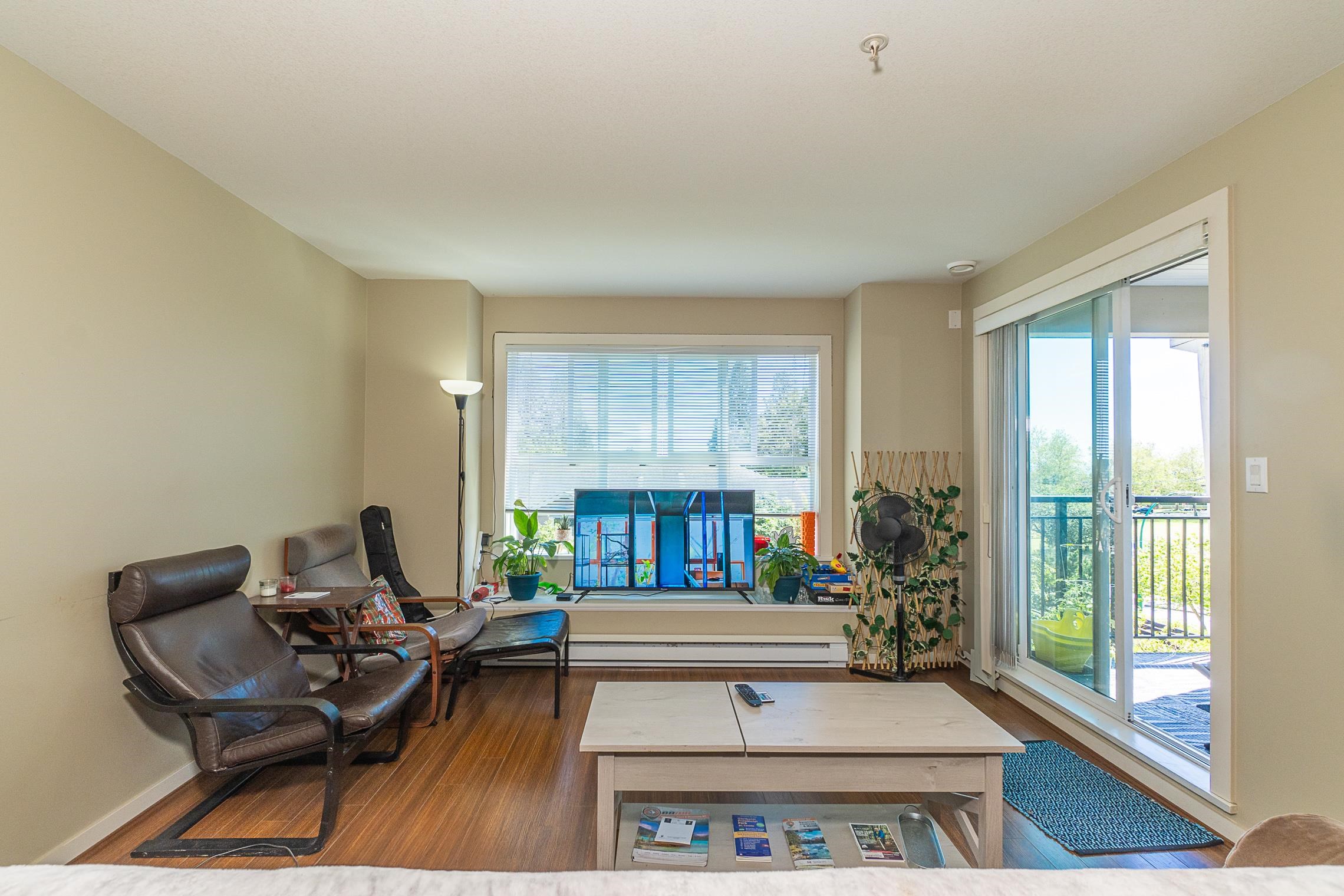312 - 5665 IRMIN STREET, Burnaby, British Columbia V5J0C4 For Sale ...