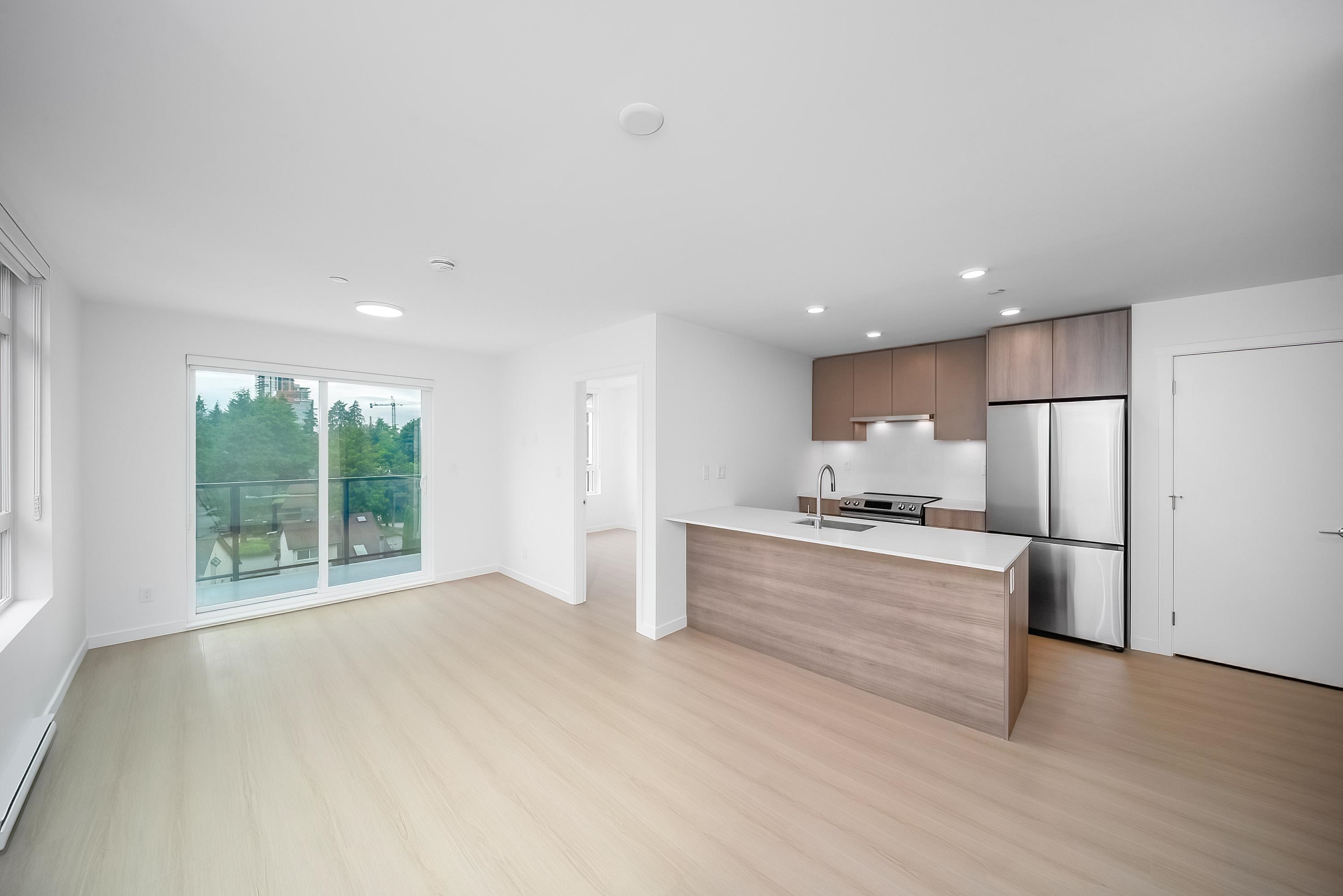 520 - 13968 LAUREL DRIVE, Surrey, British Columbia V3T0S9 For Sale ...