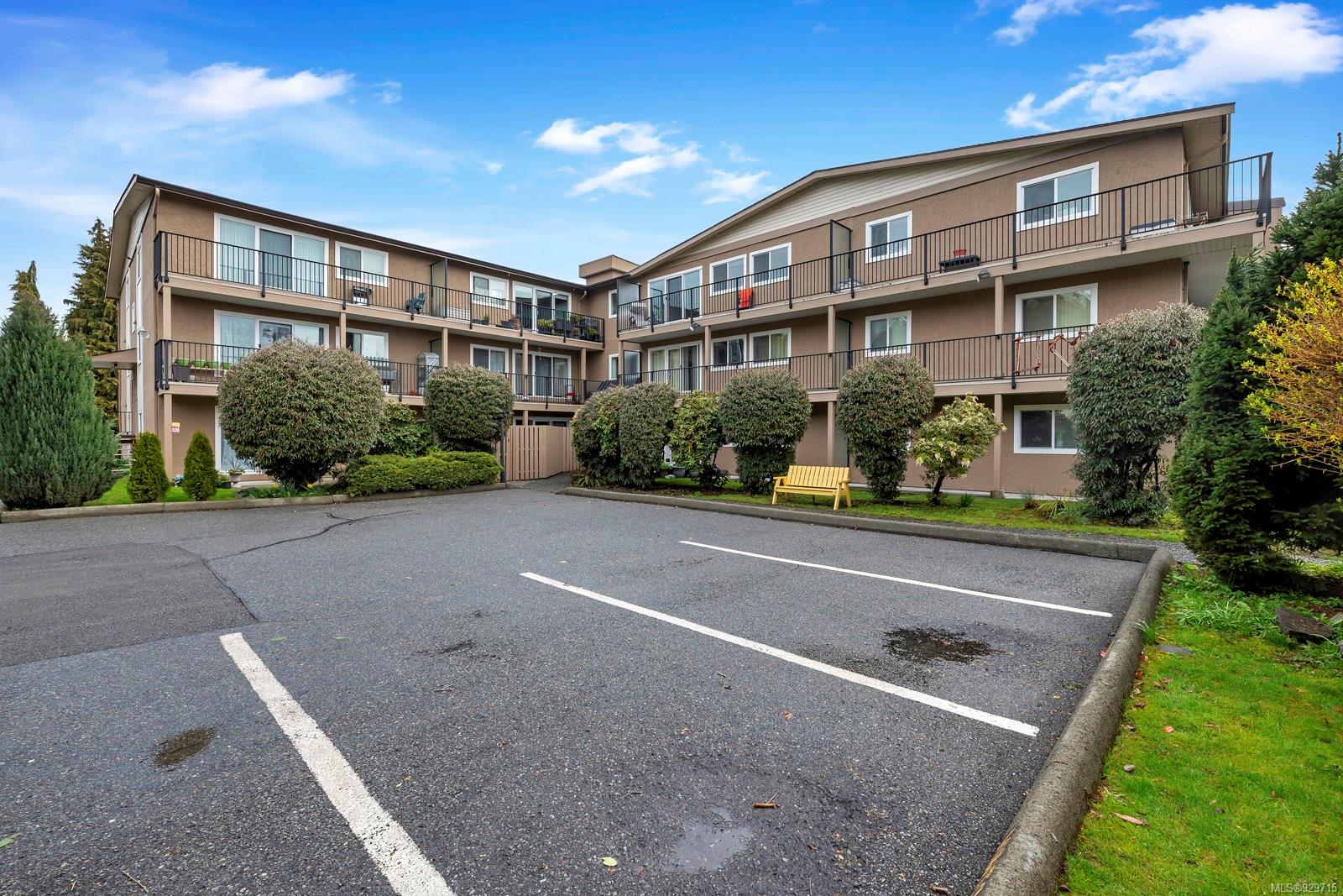 202 - 2515 Alexander St, Duncan, British Columbia V9L2W8 Sold History ...