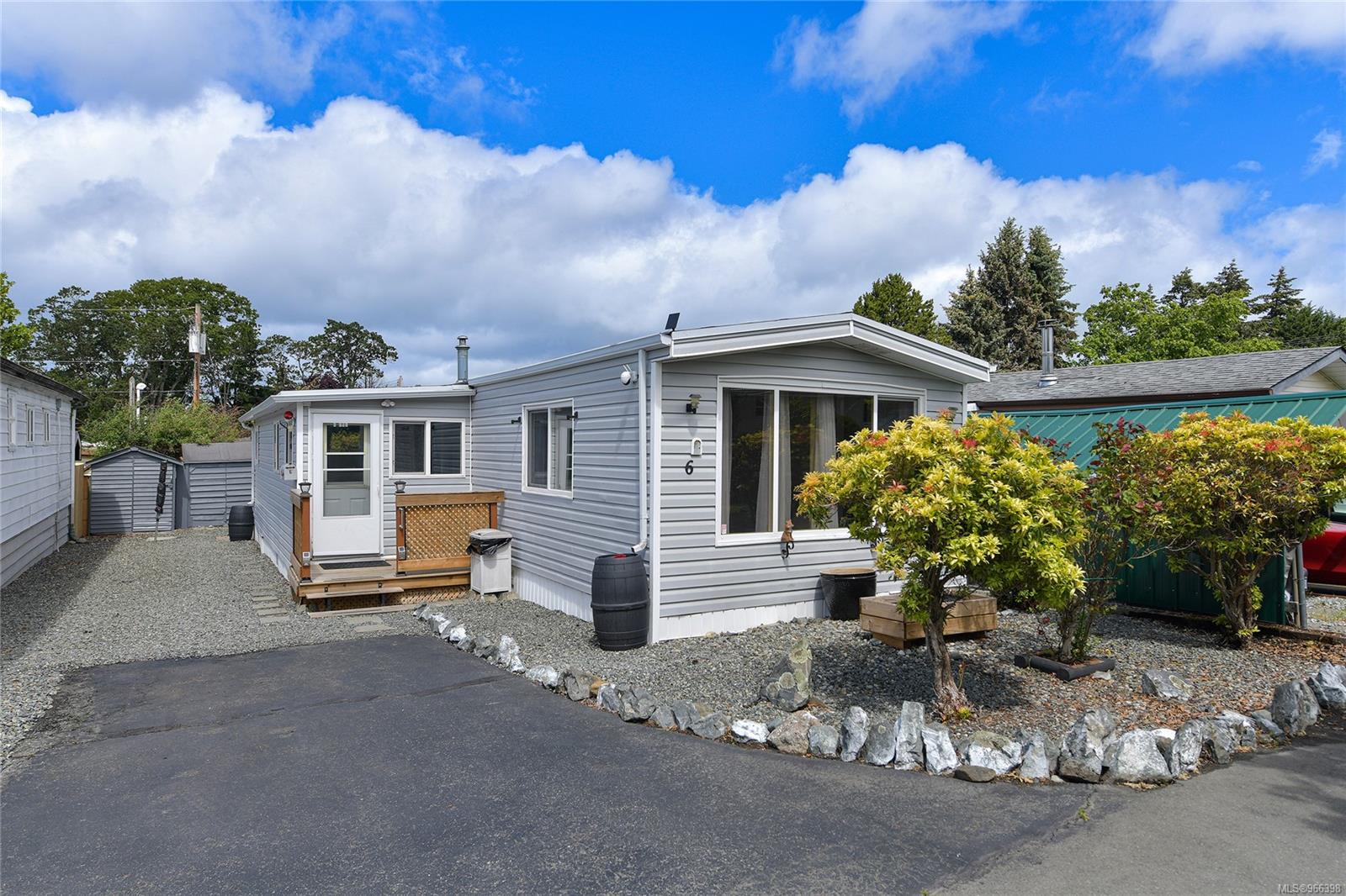 6 - 151 Cooper Rd, View Royal, British Columbia V9A7A6 For Sale ...