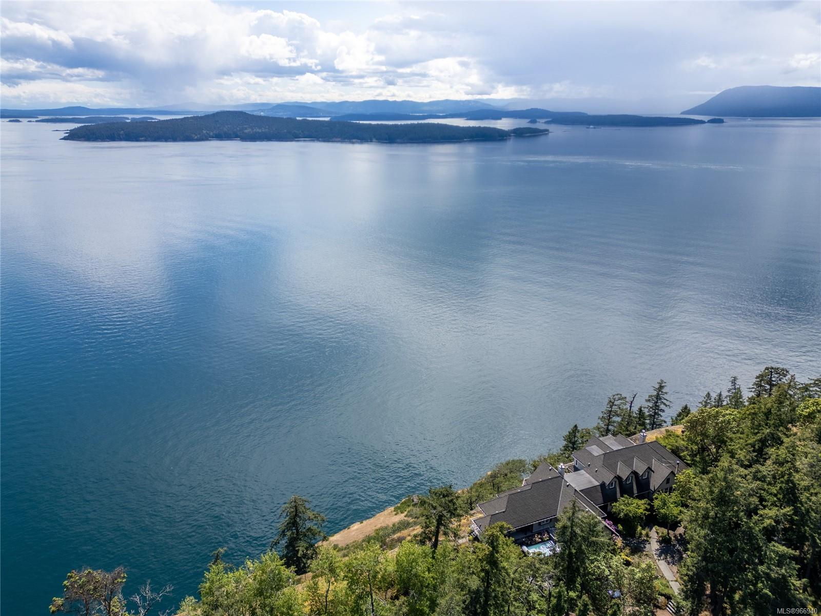 5919 Pirates Rd, Pender Island, British Columbia V0N2M2 For Sale ...