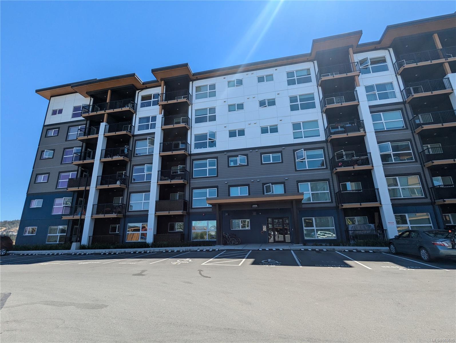 104 - 2469 Gateway Rd, Langford, British Columbia V9B6R7 Sold History ...