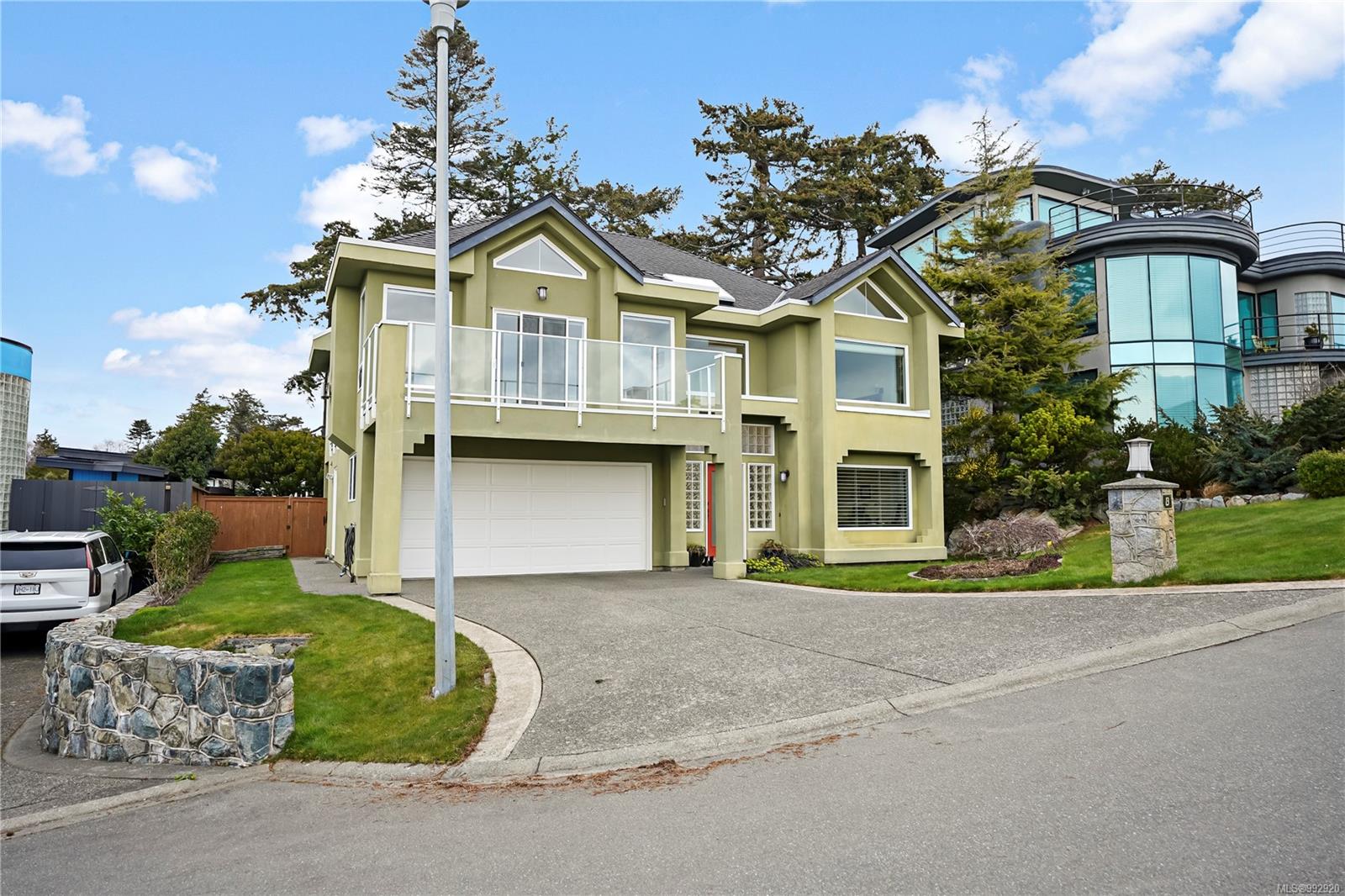 13 - 300 PLASKETT Pl, Esquimalt, British Columbia V9A6G4 Listing History | HouseSigma