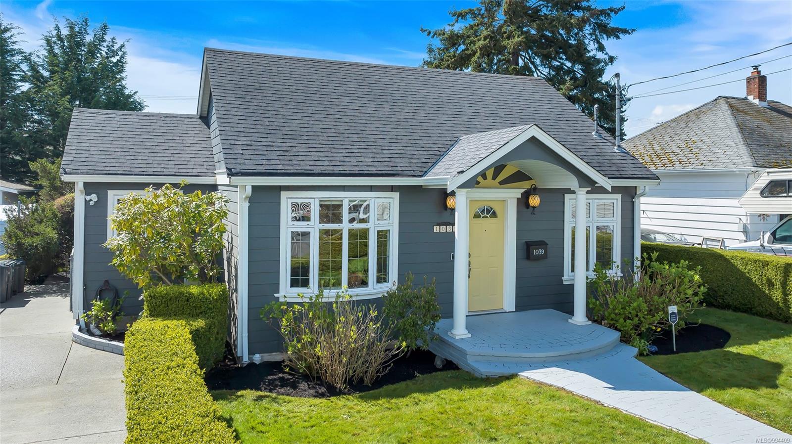 1039 Dunsmuir Rd, Esquimalt, British Columbia V9A5C5 Sold History | HouseSigma