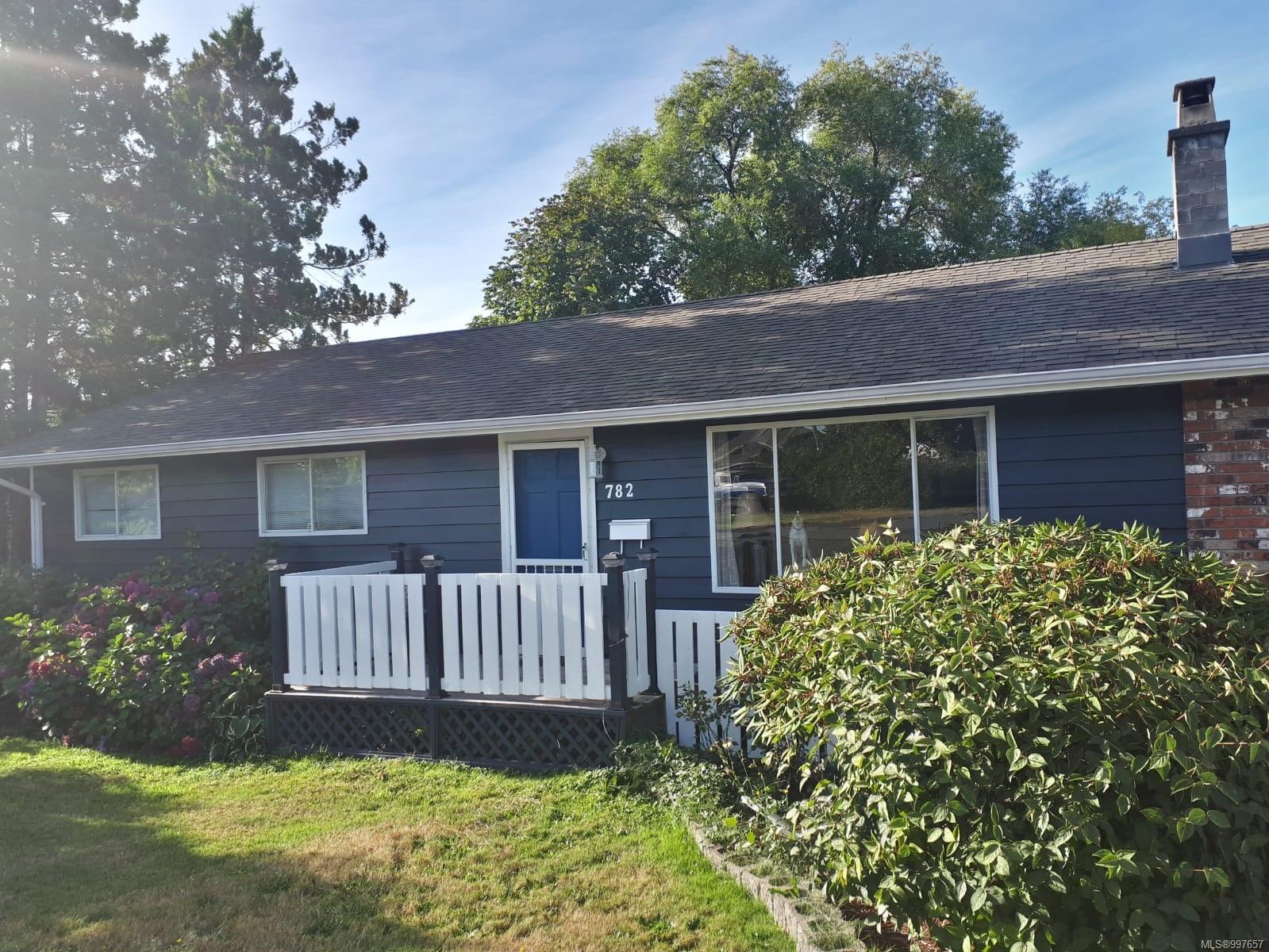 782 Marina Rd, Campbell River, British Columbia V9W1X4 For Sale ...