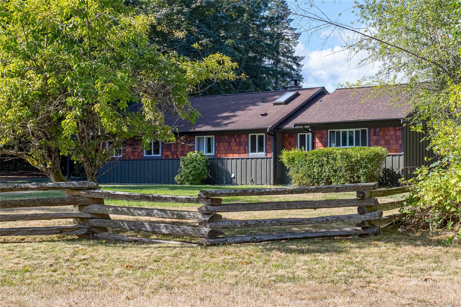 5410 Matson Rd, Ladysmith, British Columbia V9G1L9 For Sale | HouseSigma